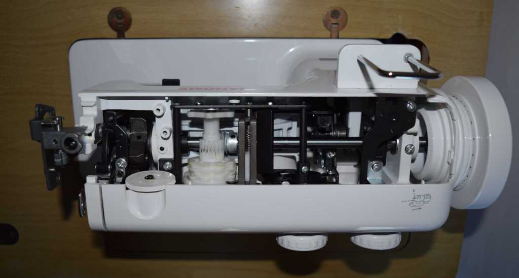 Review: Janome 712T Treadle Sewing Machine | Grow Your Own Clothes